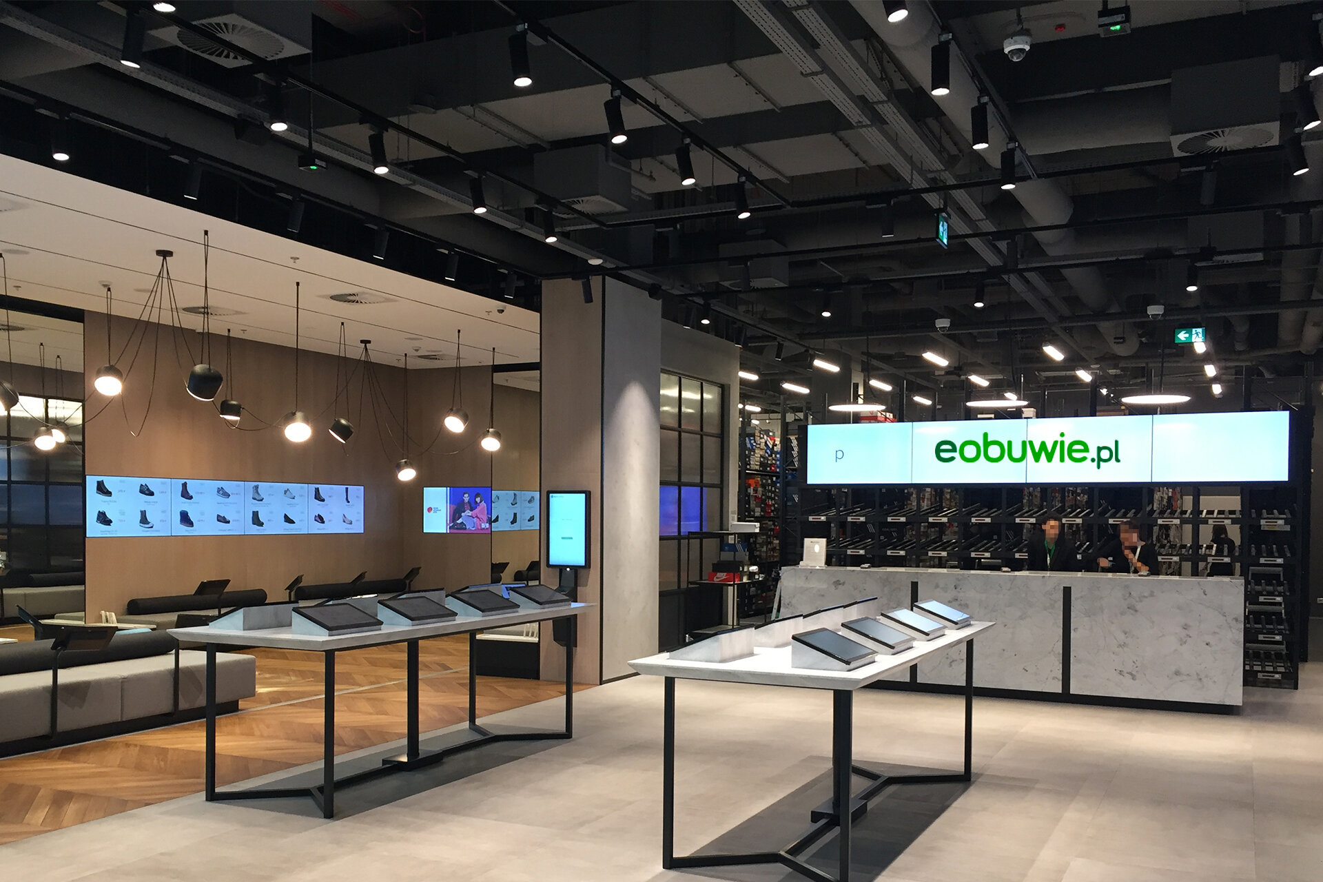 Sklep e-obuwie.pl - Spectra Lighting